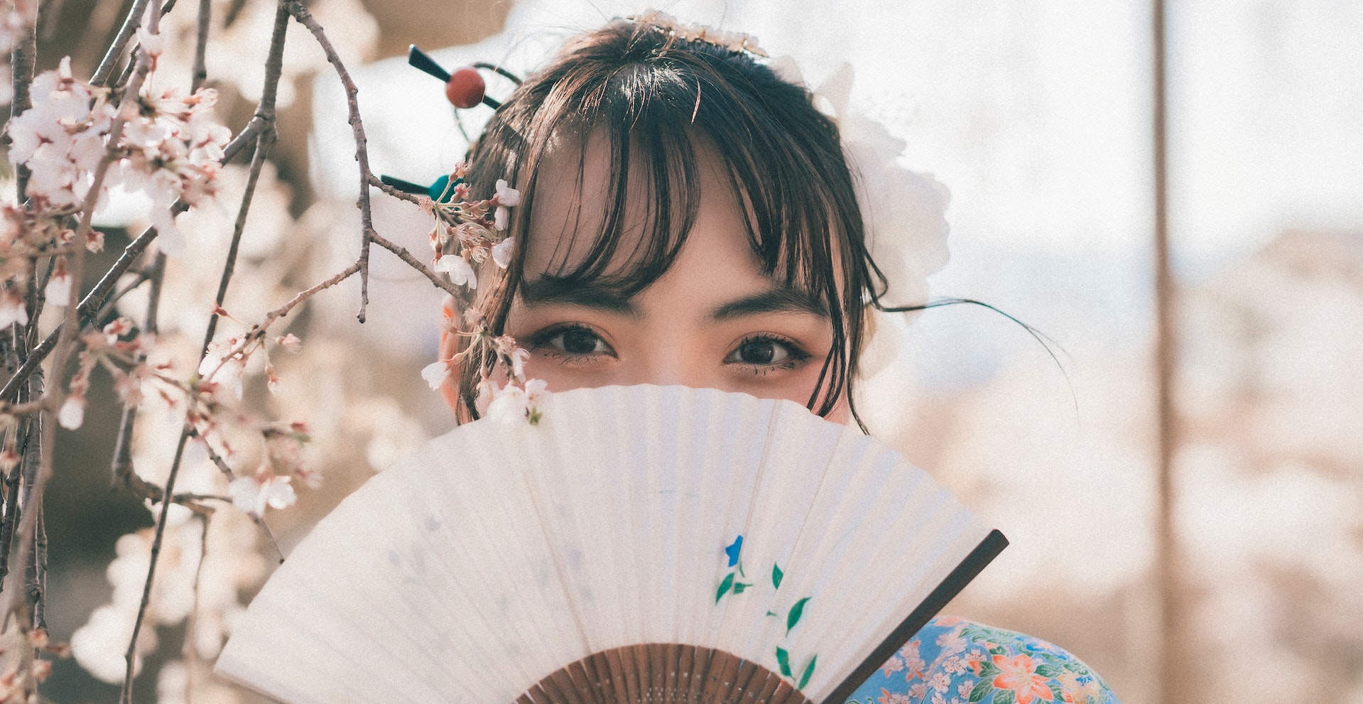 A Comprehensive Guide to Selecting the Ideal Bangs Hairstyle - Mole Empire